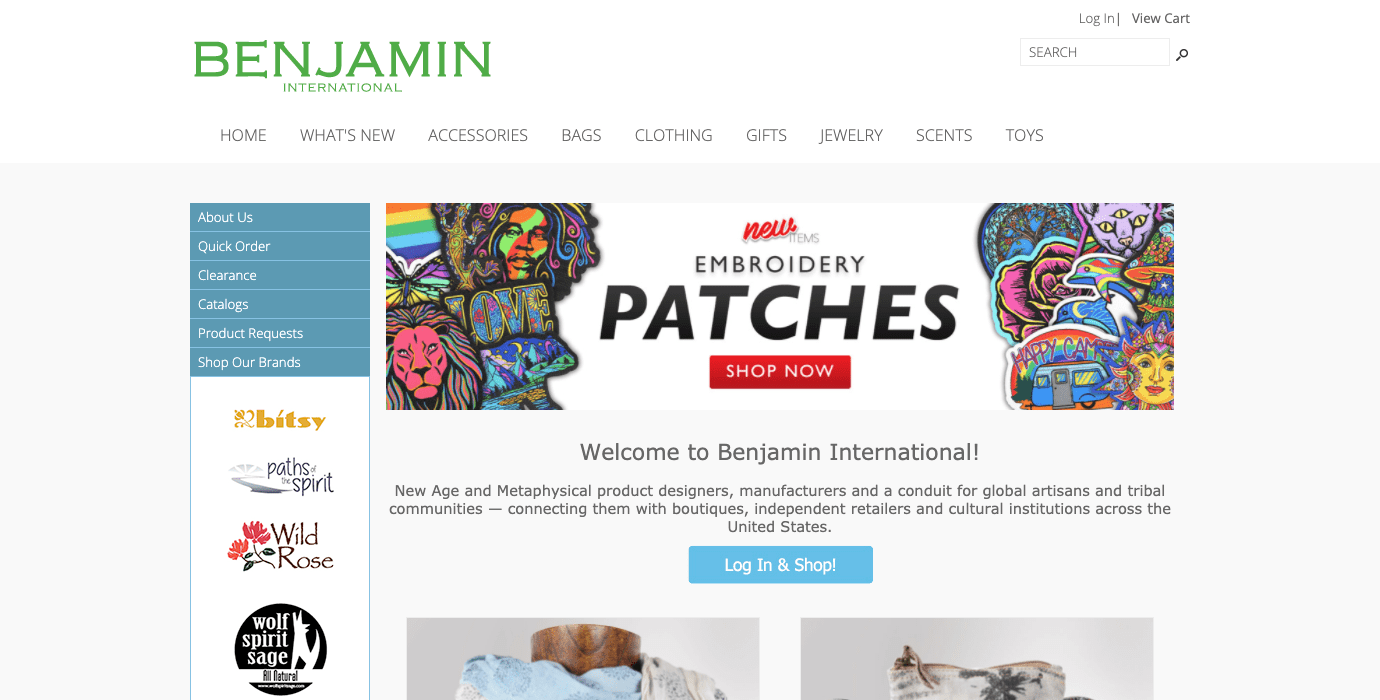 50 Best Dropshipping Clothing Suppliers to Start Your Company